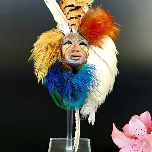 Accents | Vintage Mask With Bird Feathers Plastic Stand 8 14 Tall ...